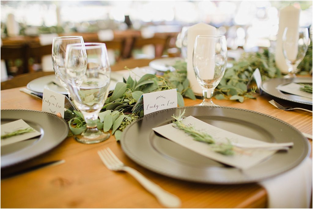 Taylor & Brandon // Lynden Wedding Photographer // Raspberry Ridge Golf ...