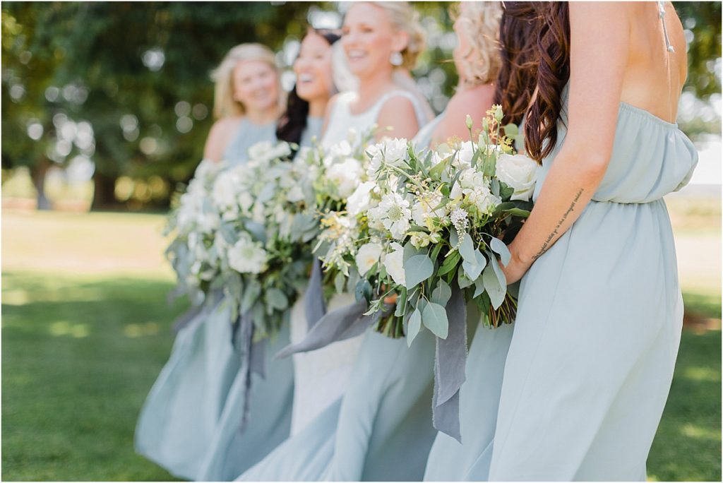 Taylor & Brandon // Lynden Wedding Photographer // Raspberry Ridge Golf ...