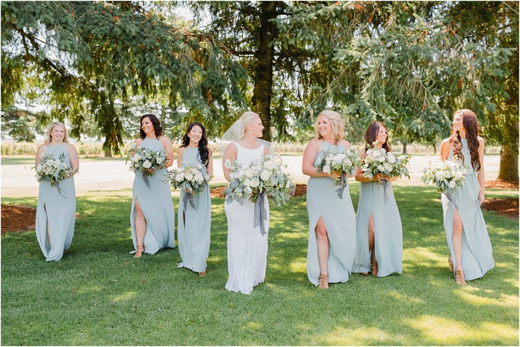Taylor & Brandon // Lynden Wedding Photographer // Raspberry Ridge Golf ...